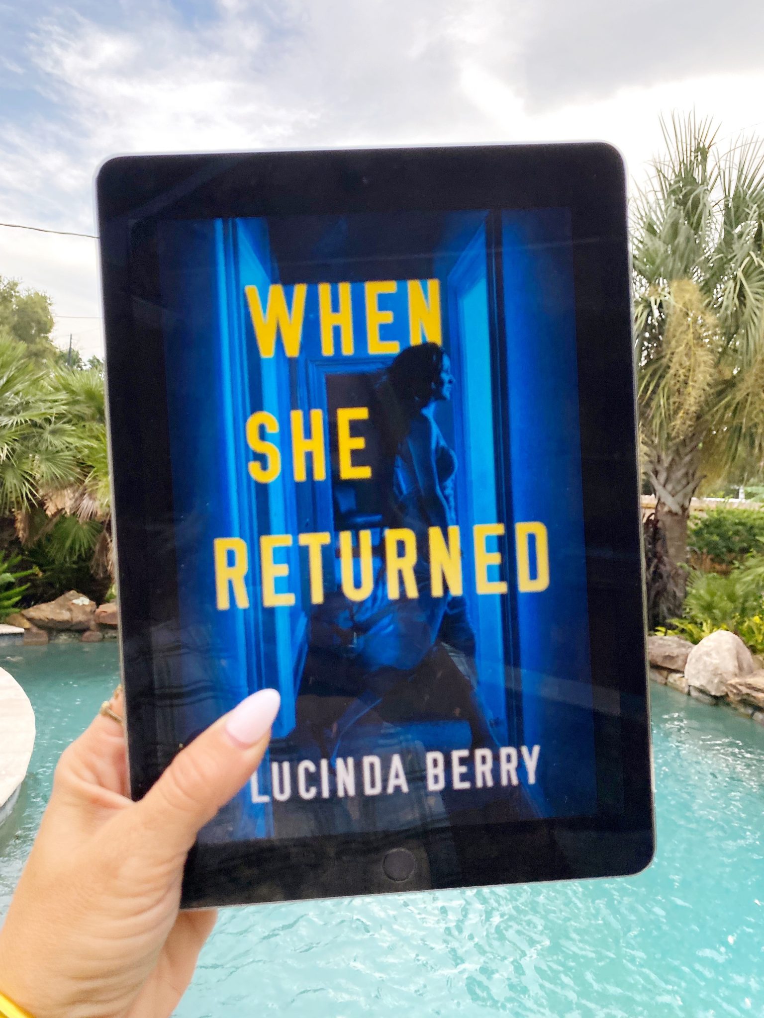 When She Returned, by Lucinda Berry - Cara Carroll